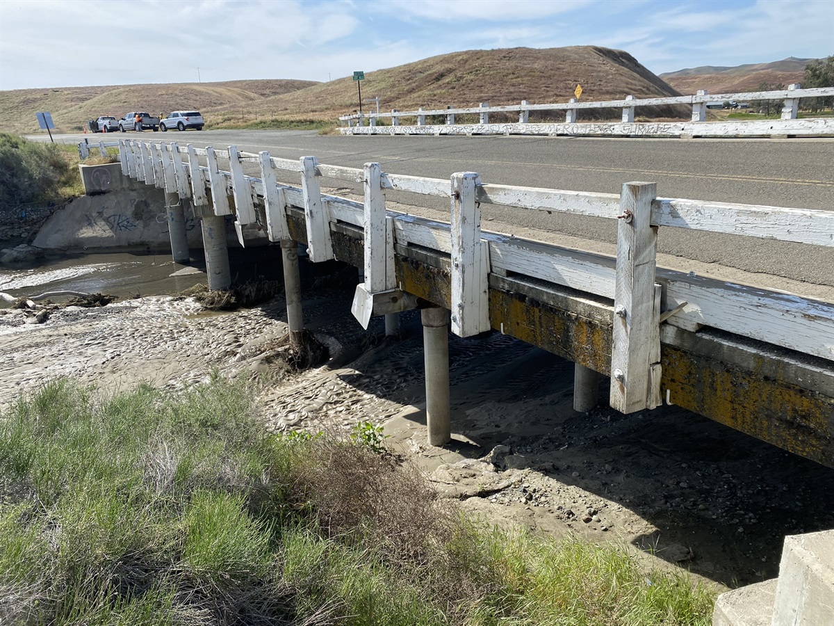 Jacalitos Creek Bridge Replacement on Lost Hills Road - County of Fresno